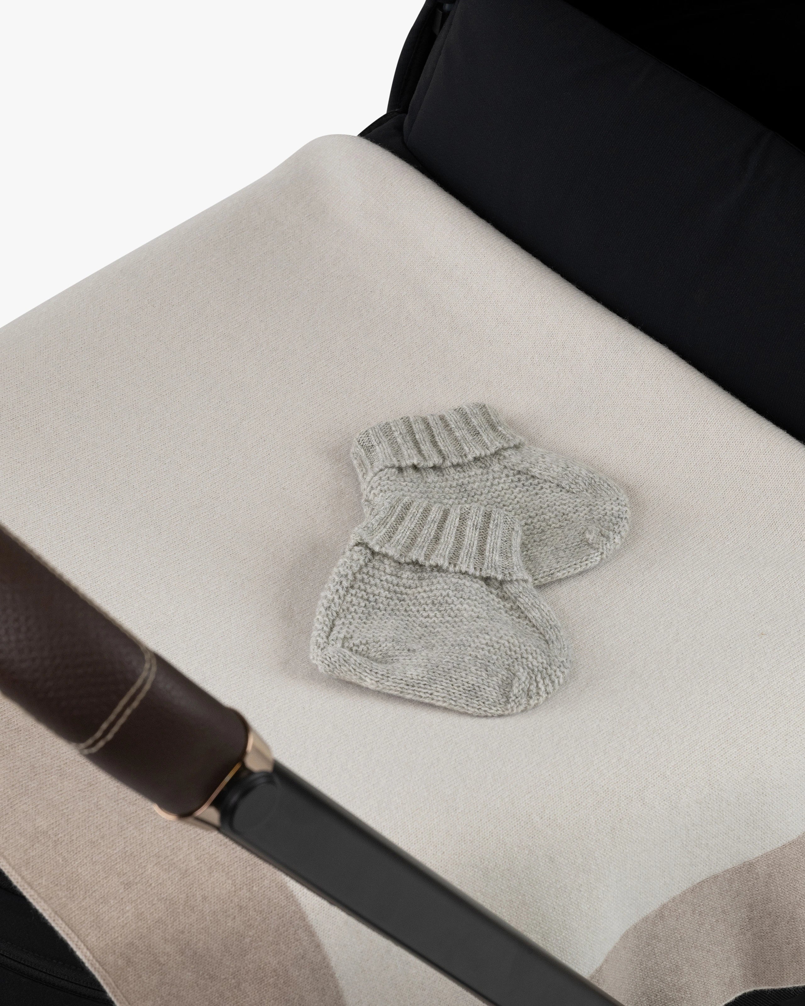 Cashmere Baby Booties - Light Grey | MaisonCashmere