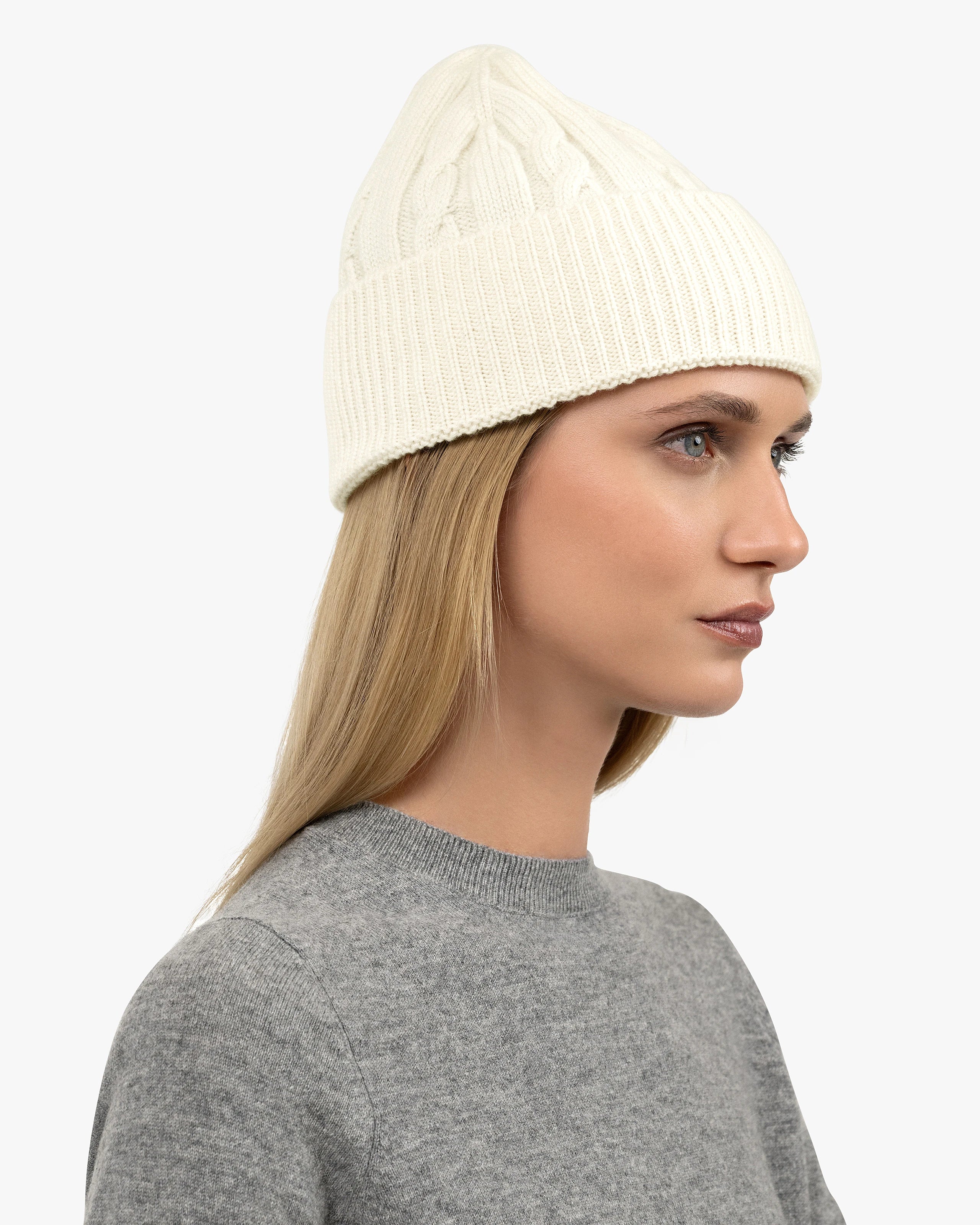 Cable Knit Cashmere Hat for Women - White | MaisonCashmere