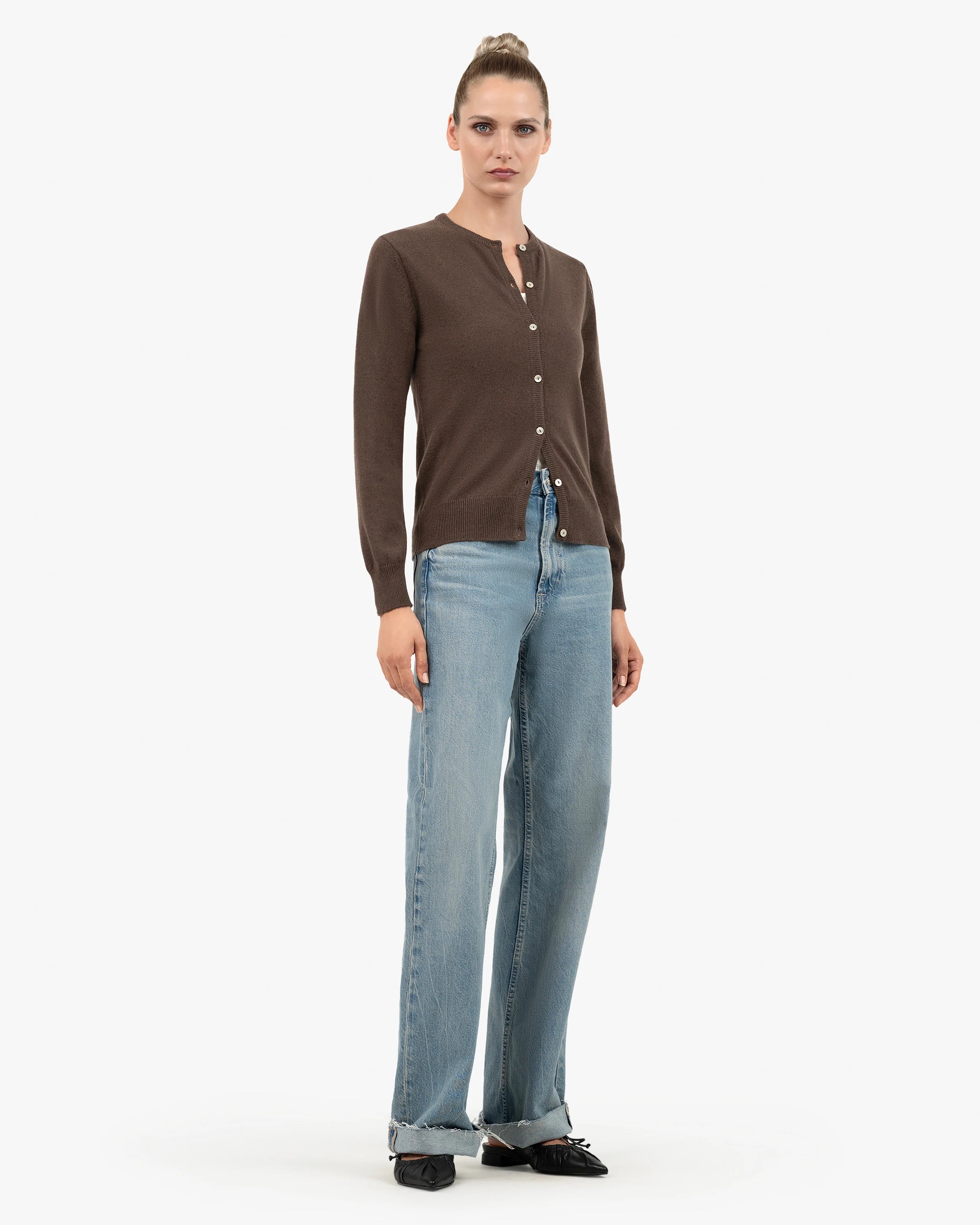 Women's Essential Cashmere Crew Neck Cardigan - Brown | MaisonCashmere