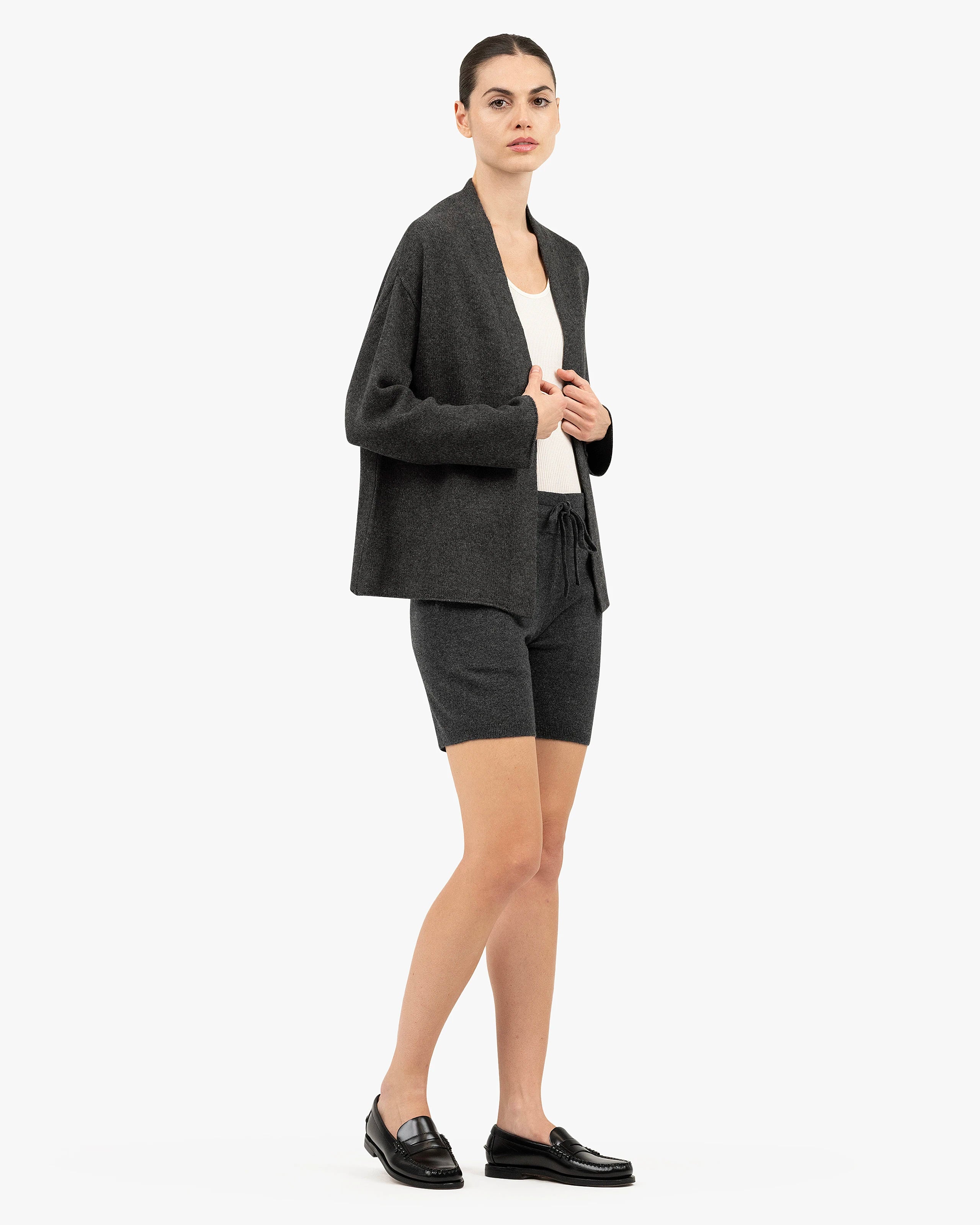 Women's Salò Cashmere Shorts - Charcoal | MaisonCashmere